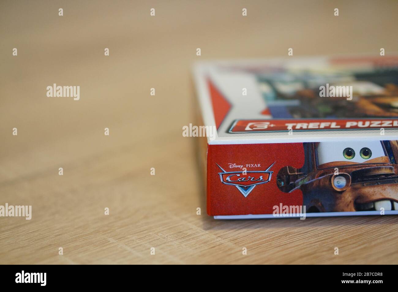 Wooden box cars hi-res stock photography and images - Alamy