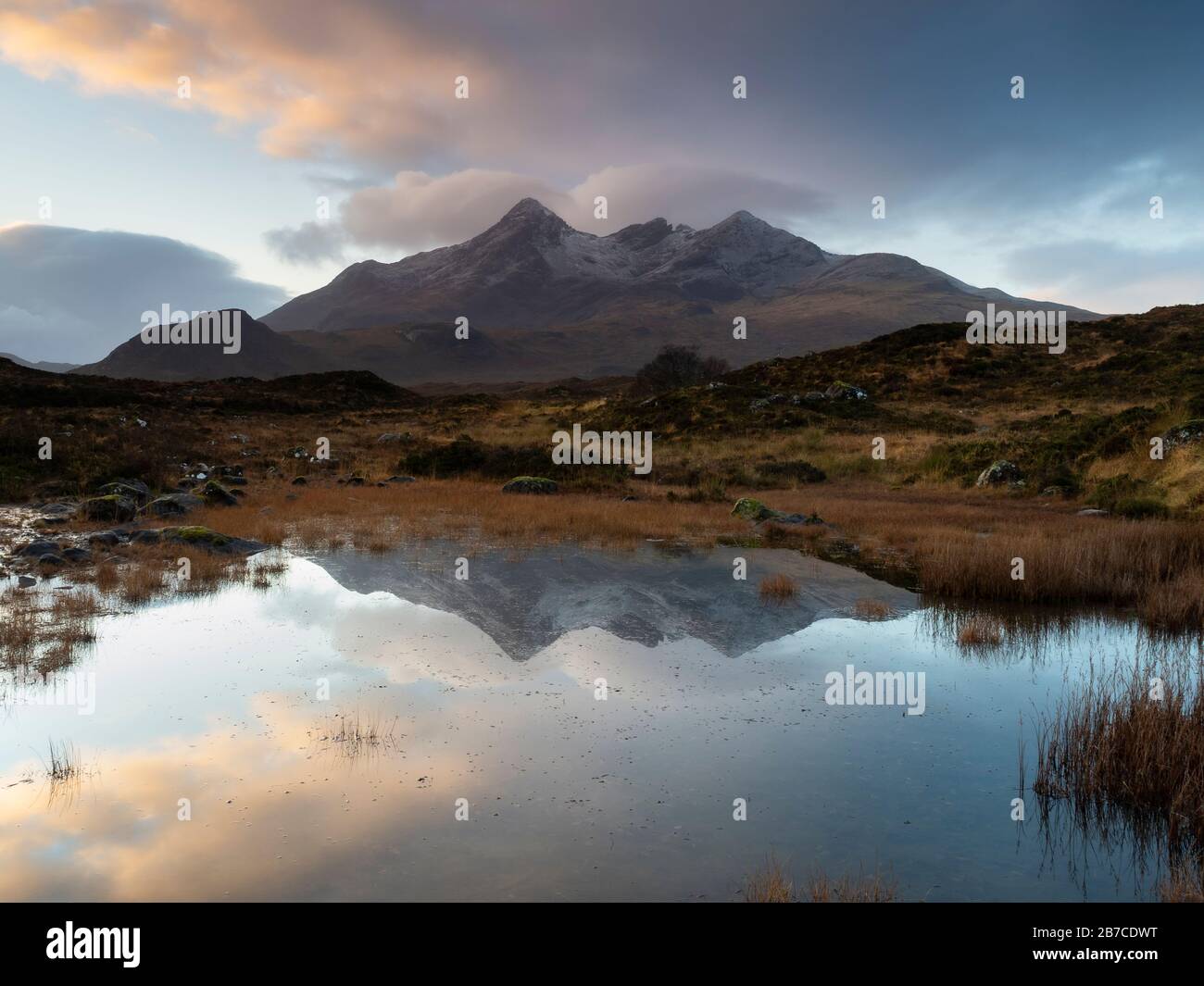 The Cuillin Ridge, Isle Of Skye Stock Photos & The Cuillin Ridge, Isle ...