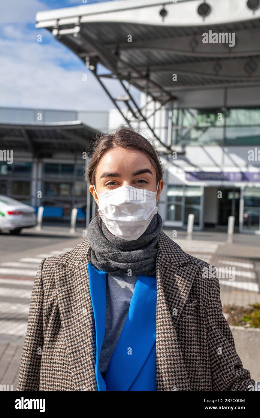 Woman passenger commuter face hi-res stock photography and images - Alamy