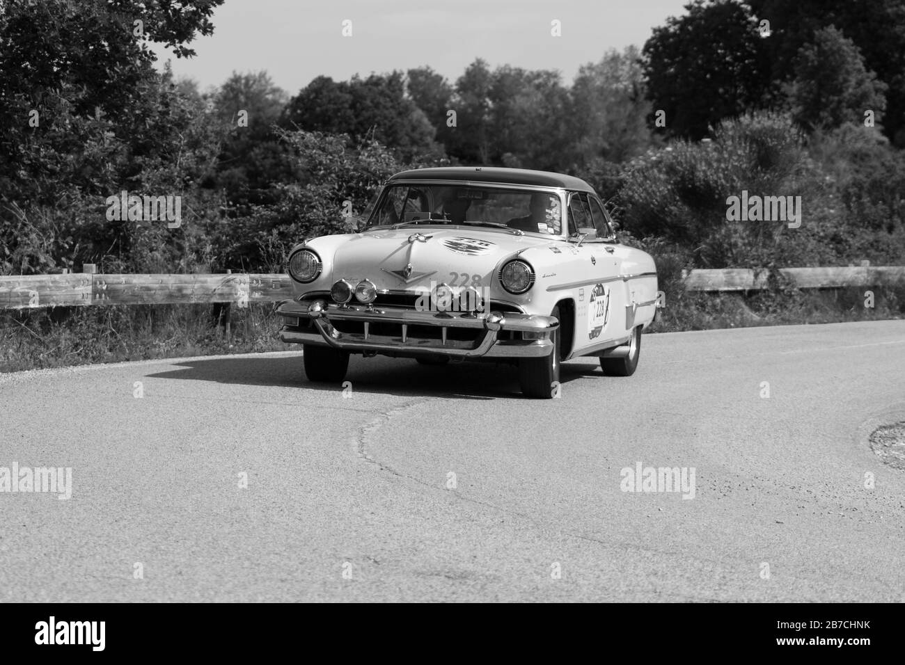 1954 lincoln capri hi-res stock photography and images - Alamy