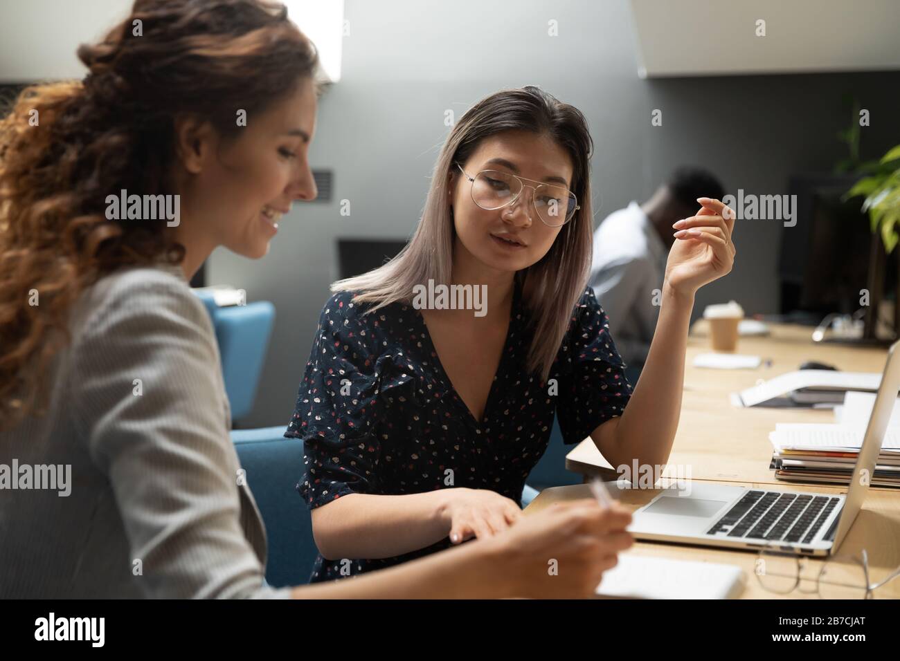 Teaching trainee hi-res stock photography and images - Alamy