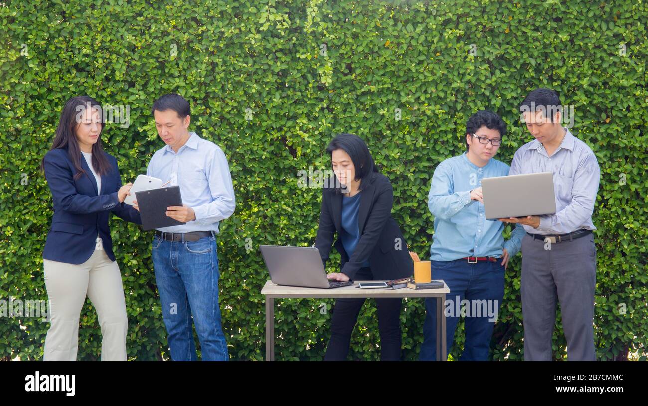 Business People Meeting Corporate Digital Device Connection Concept on ...