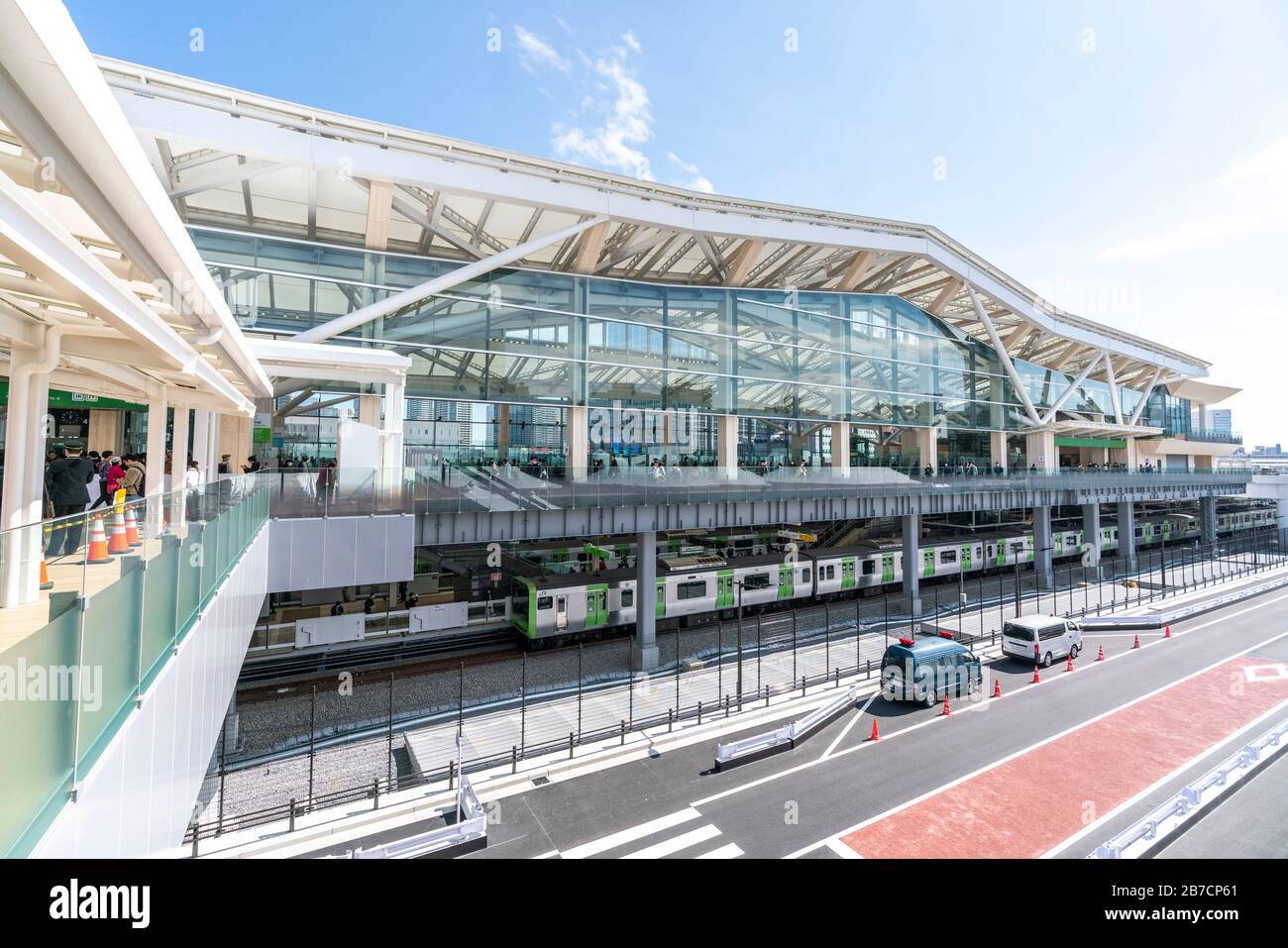 JR Takanawa Gateway Station, Designed by Japanese architect Kengo Kuma ...