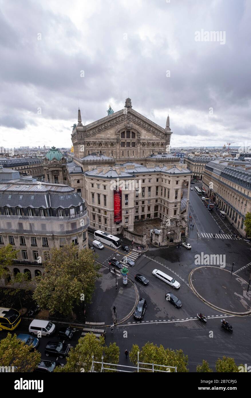 Palais royale paris aerial hi-res stock photography and images - Alamy