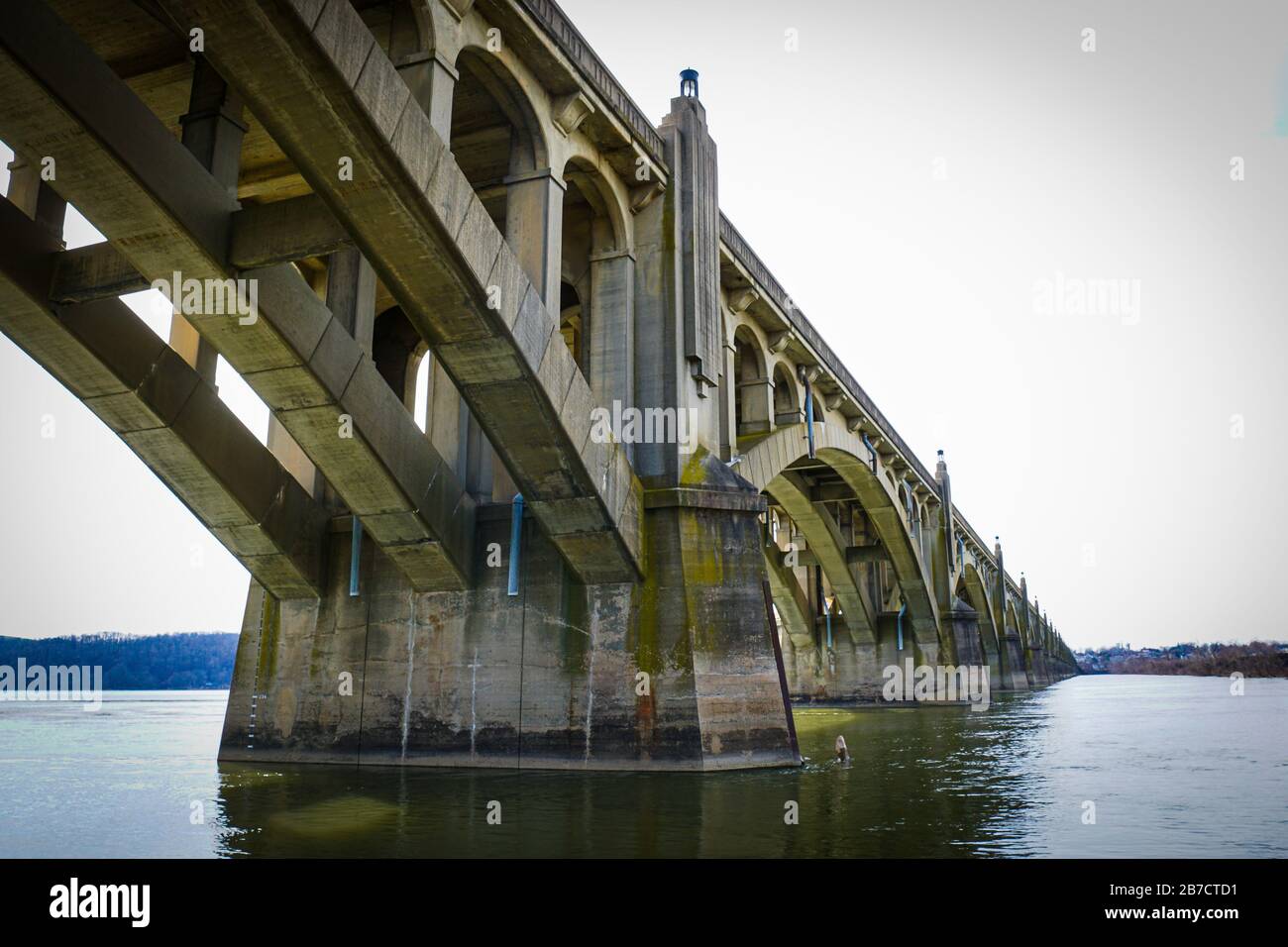 Concrete Deck Arch Bridge Stock Photo - Alamy