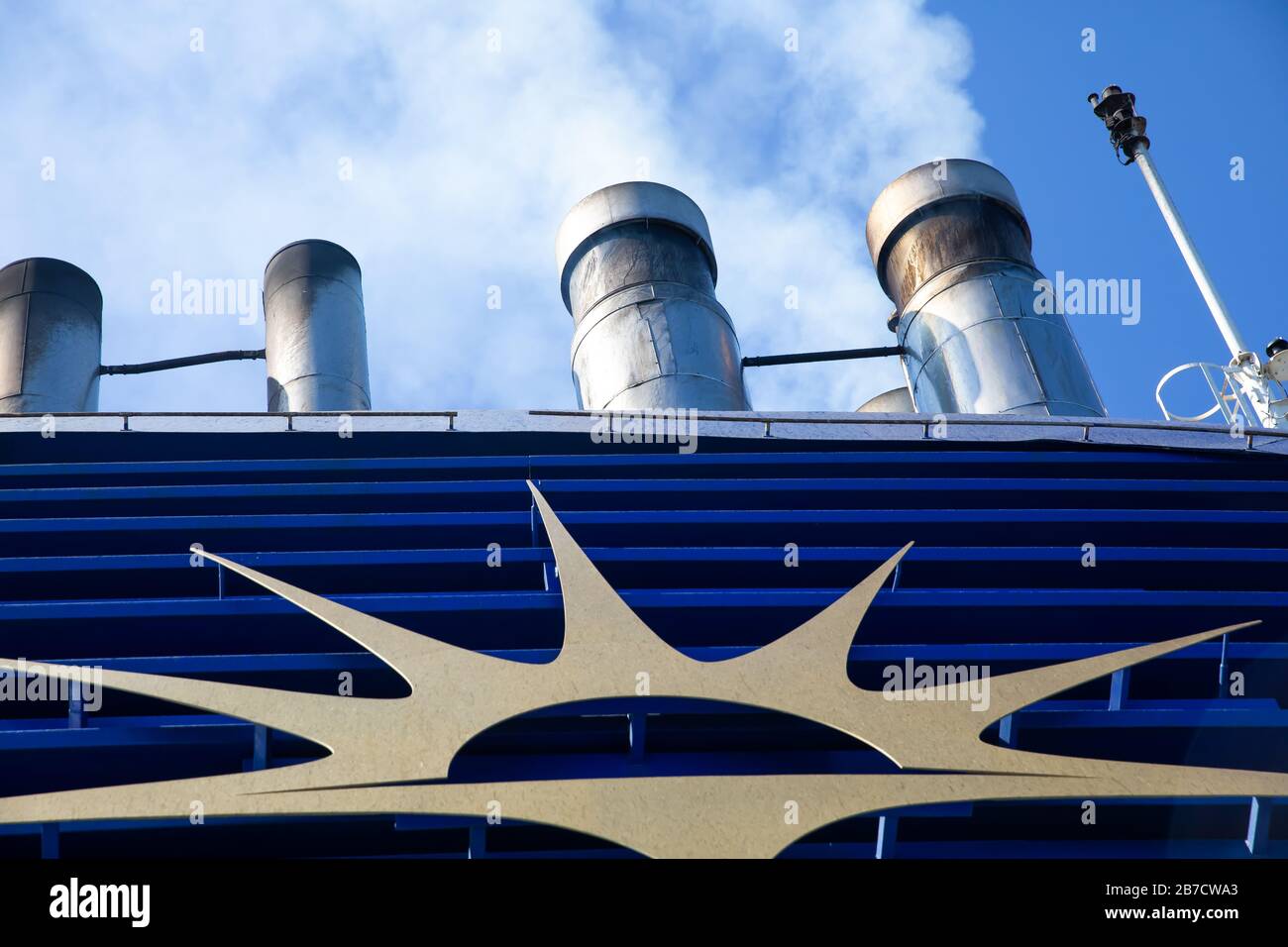 Four Funnel Ship High Resolution Stock Photography and Images - Alamy