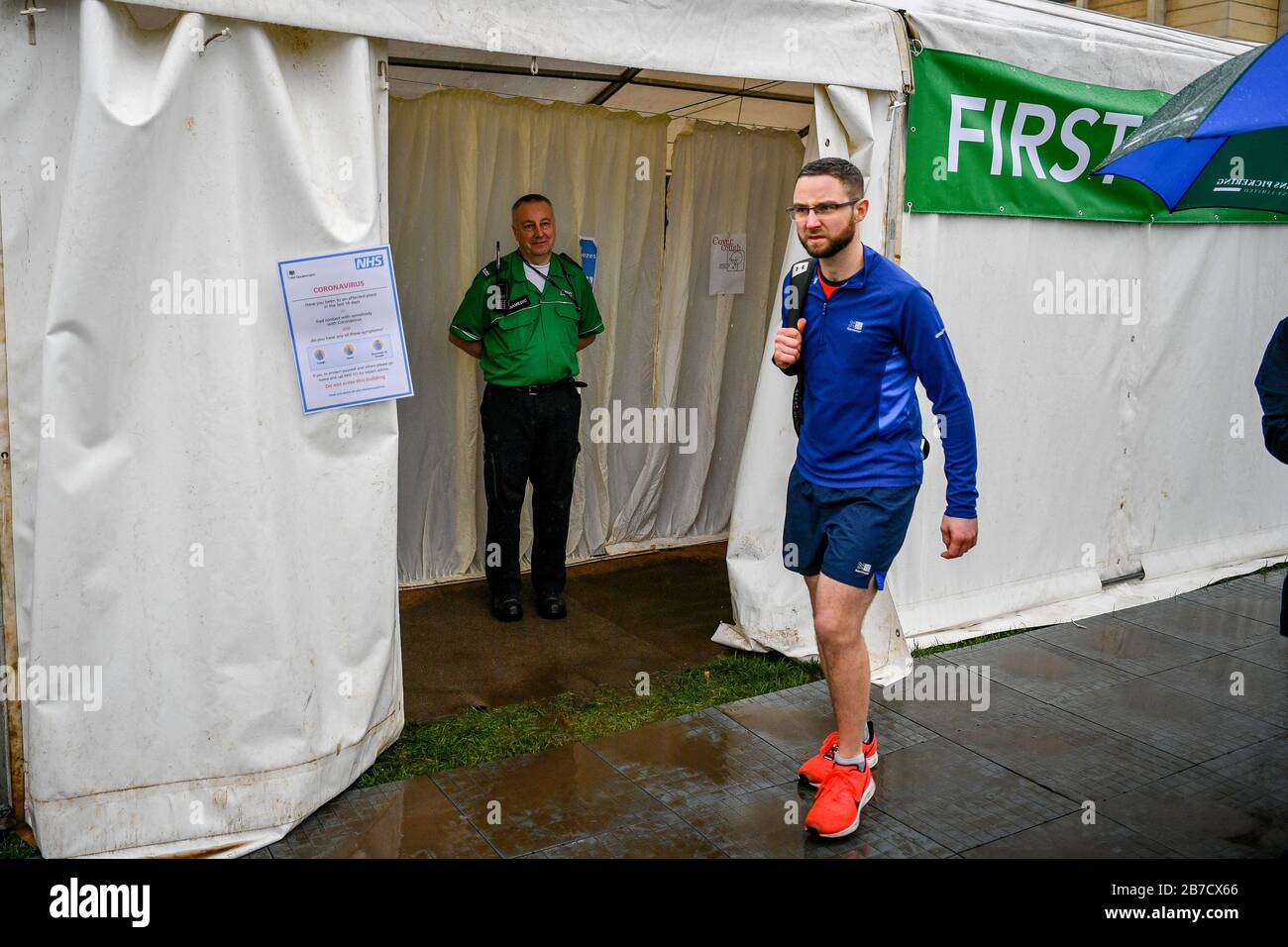 First aid tent hi-res stock photography and images - Alamy