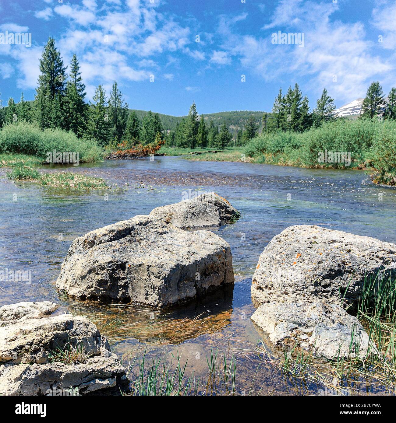 Countryside scene with a river hi-res stock photography and images - Alamy