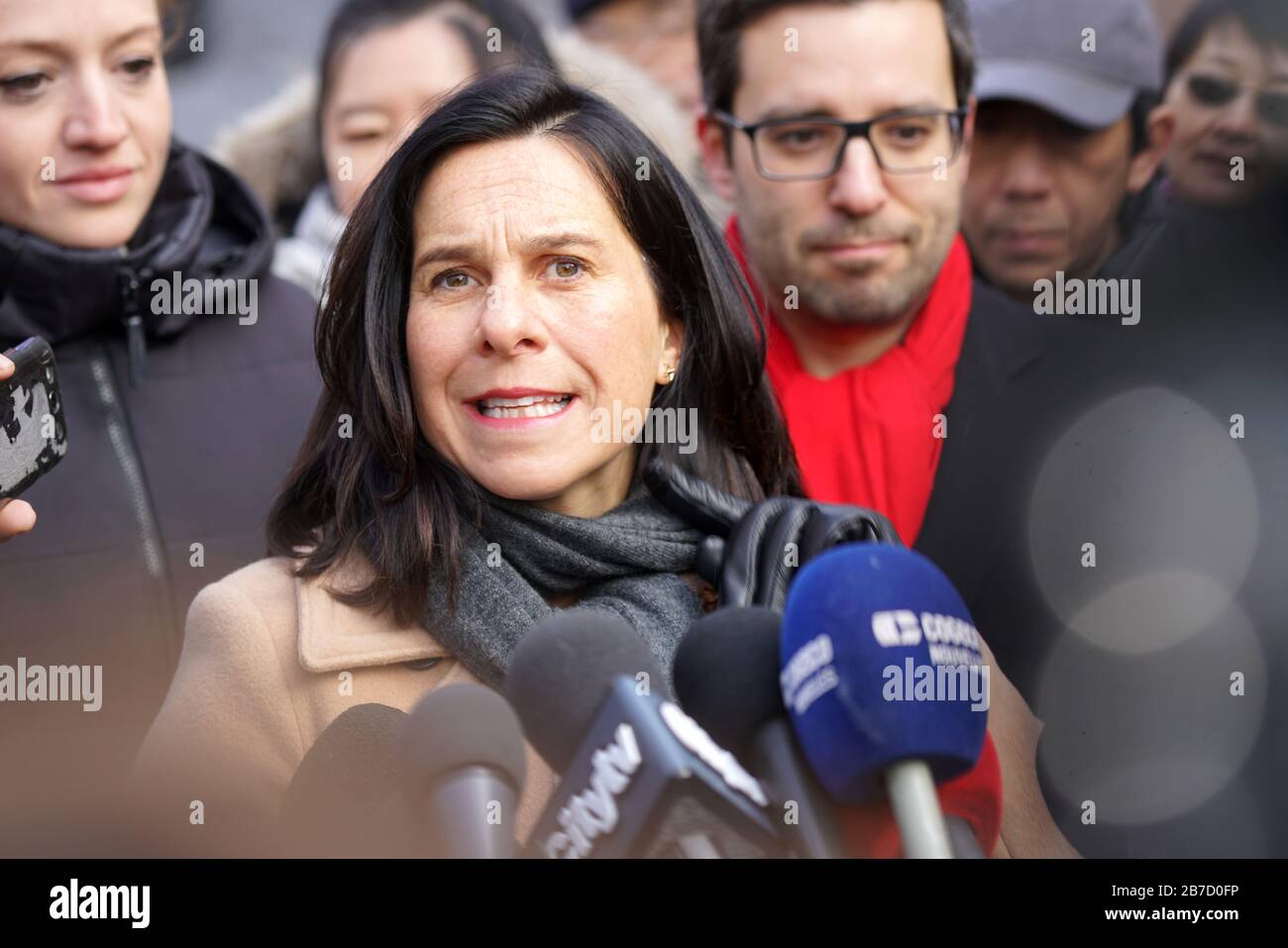Valerie plante hi-res stock photography and images - Alamy Valerie plante hi-res stock photography and images - Alamy