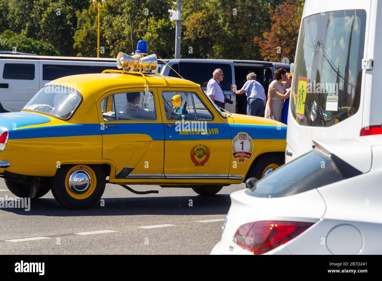 Blue and yellow police vehicle hi-res stock photography and images - Alamy