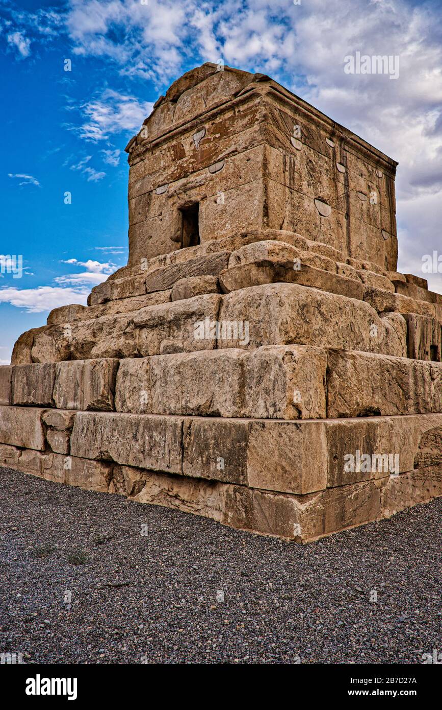 Cyrus The Great Tomb Inside