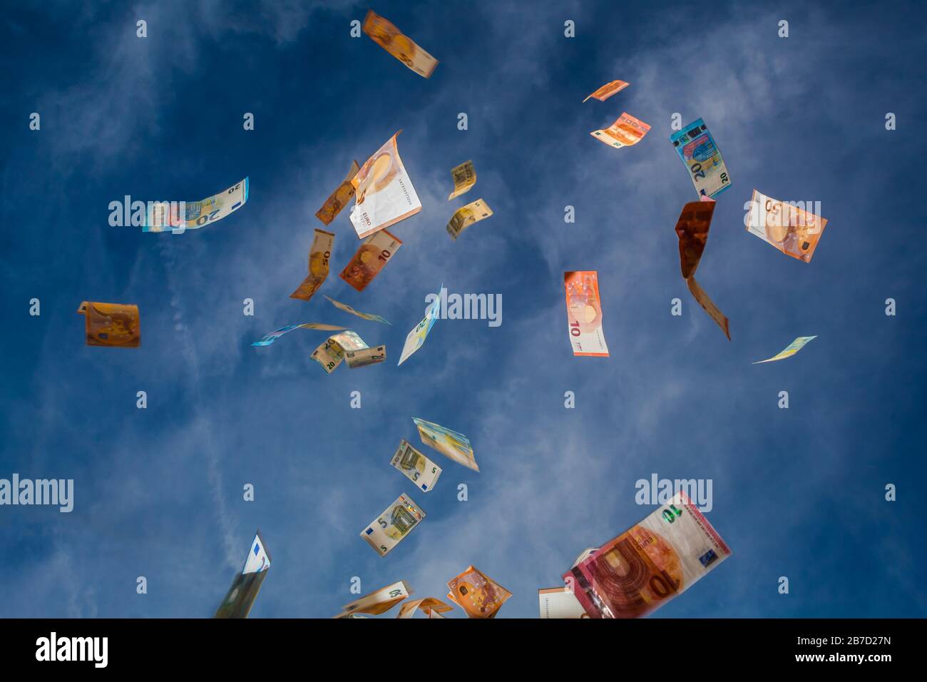 Falling money hi-res stock photography and images - Alamy