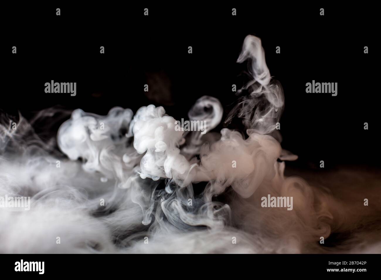 Dry ice fog hi-res stock photography and images - Alamy