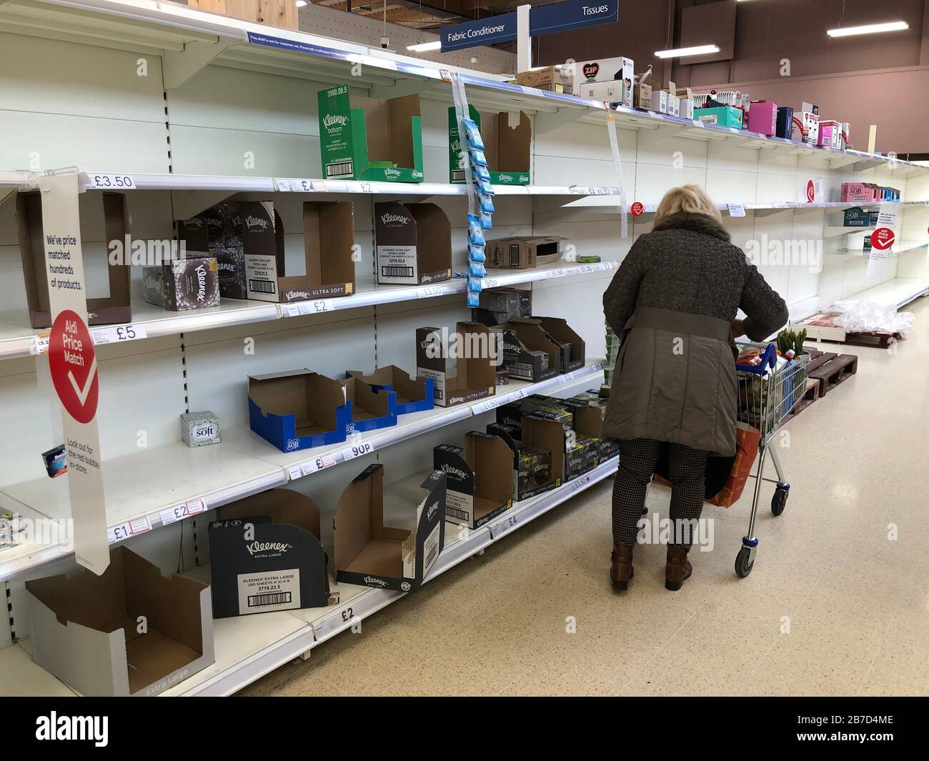 Empty shelves in tesco hi-res stock photography and images - Alamy