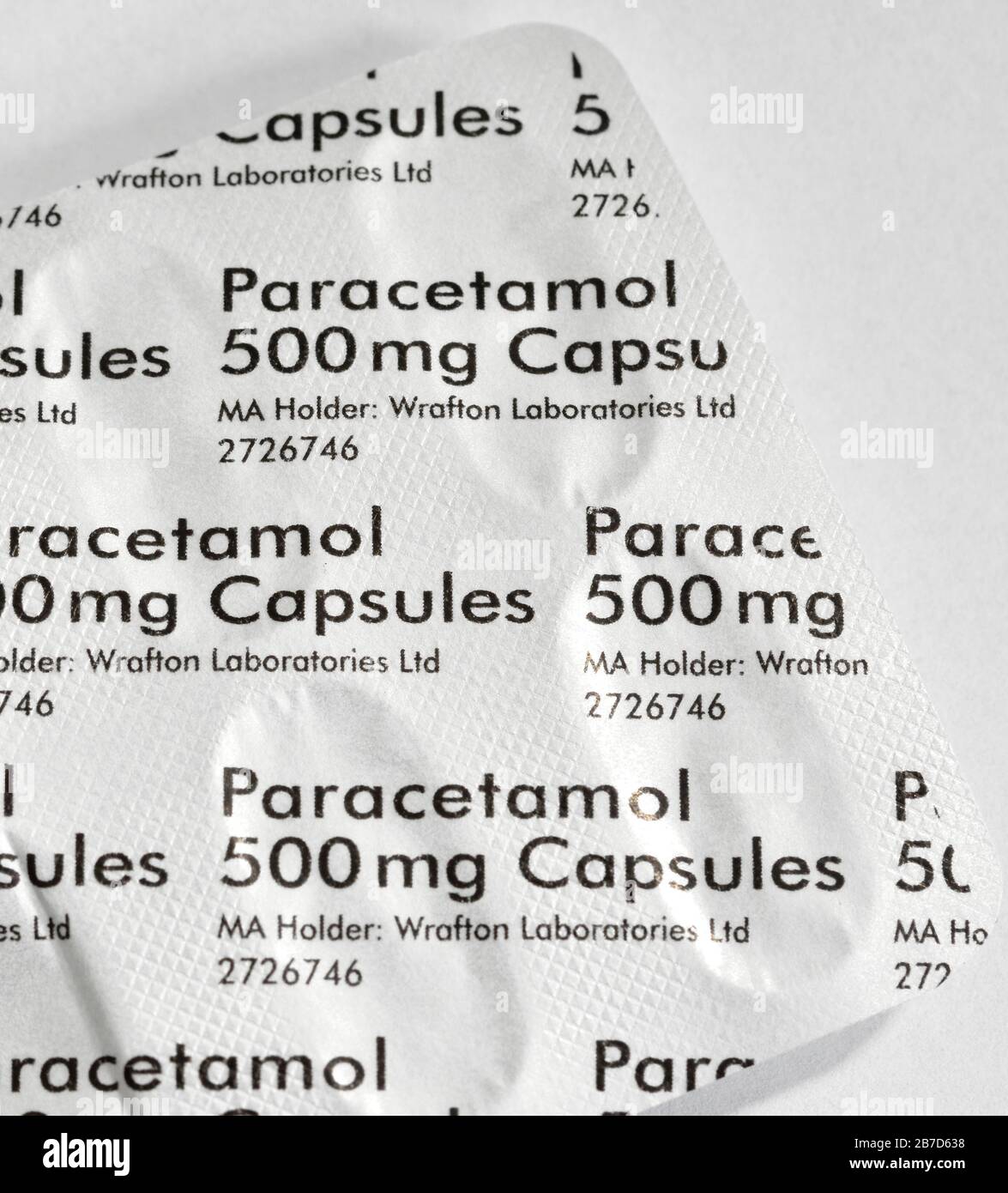 Paracetamol capsules hi-res stock photography and images - Alamy