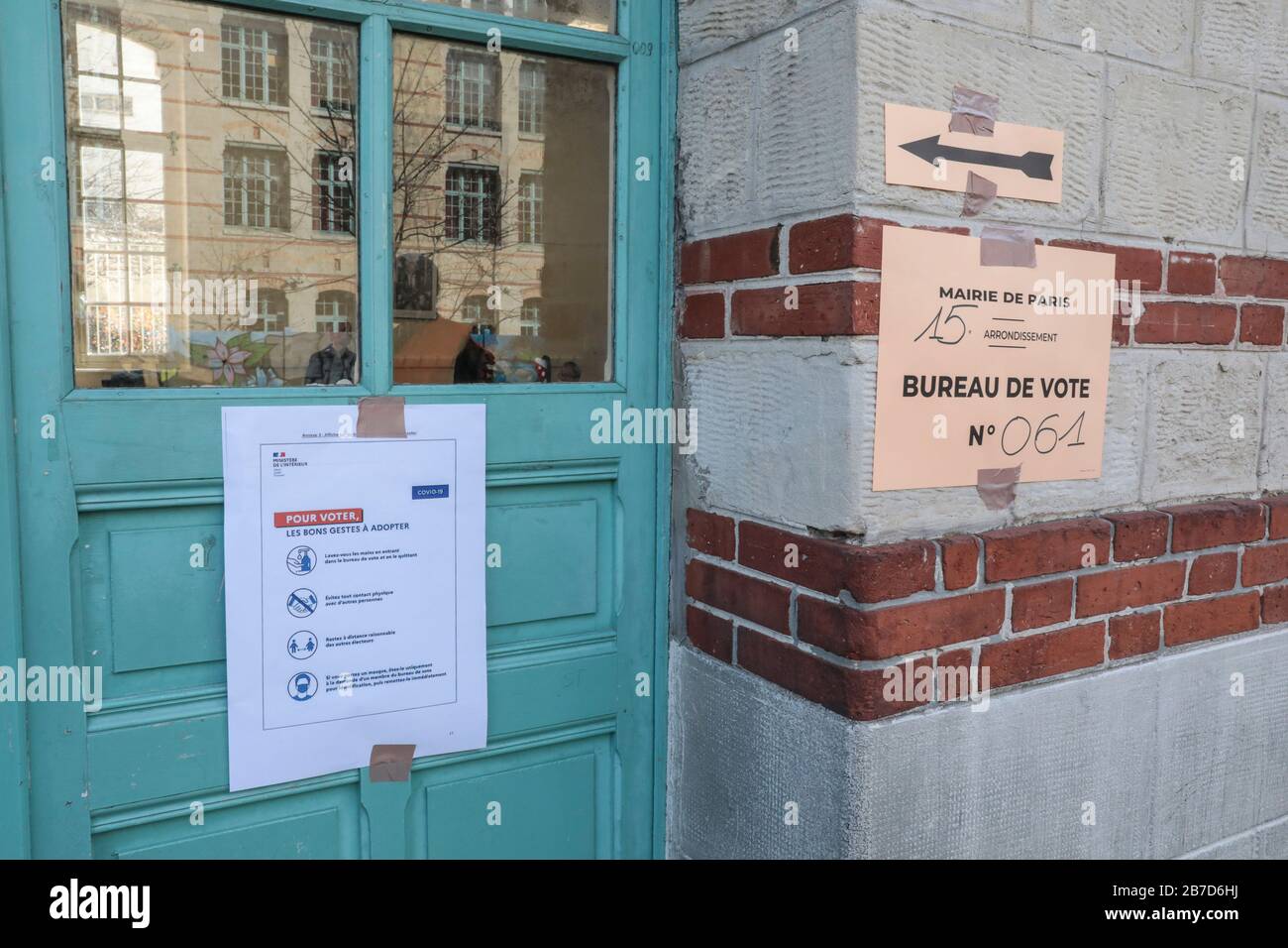Parisian elections hi-res stock photography and images - Alamy