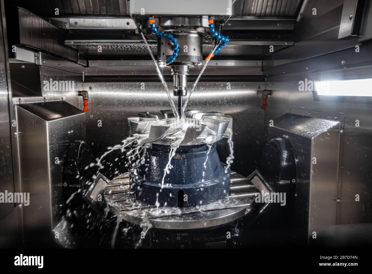 Mechanical workshop hi-res stock photography and images - Alamy