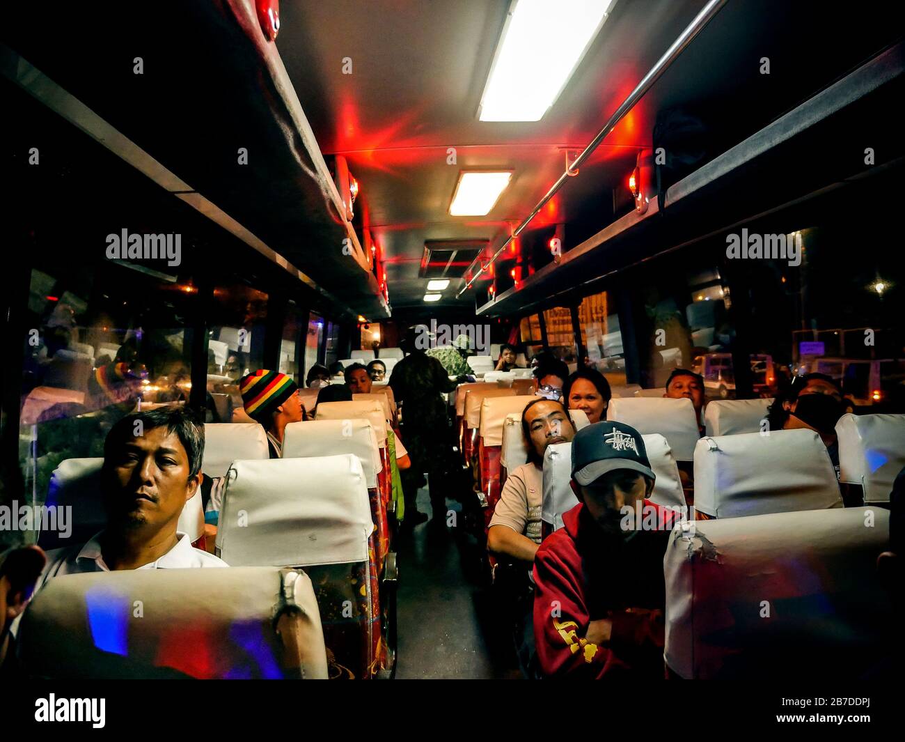 Team of police officers hi-res stock photography and images - Alamy