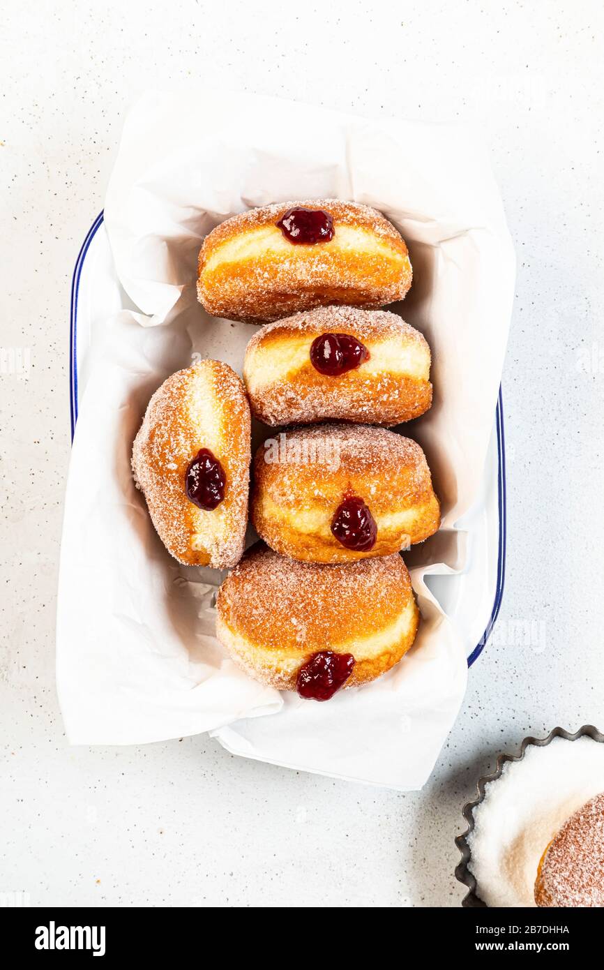 Covered in sugar hi-res stock photography and images - Alamy