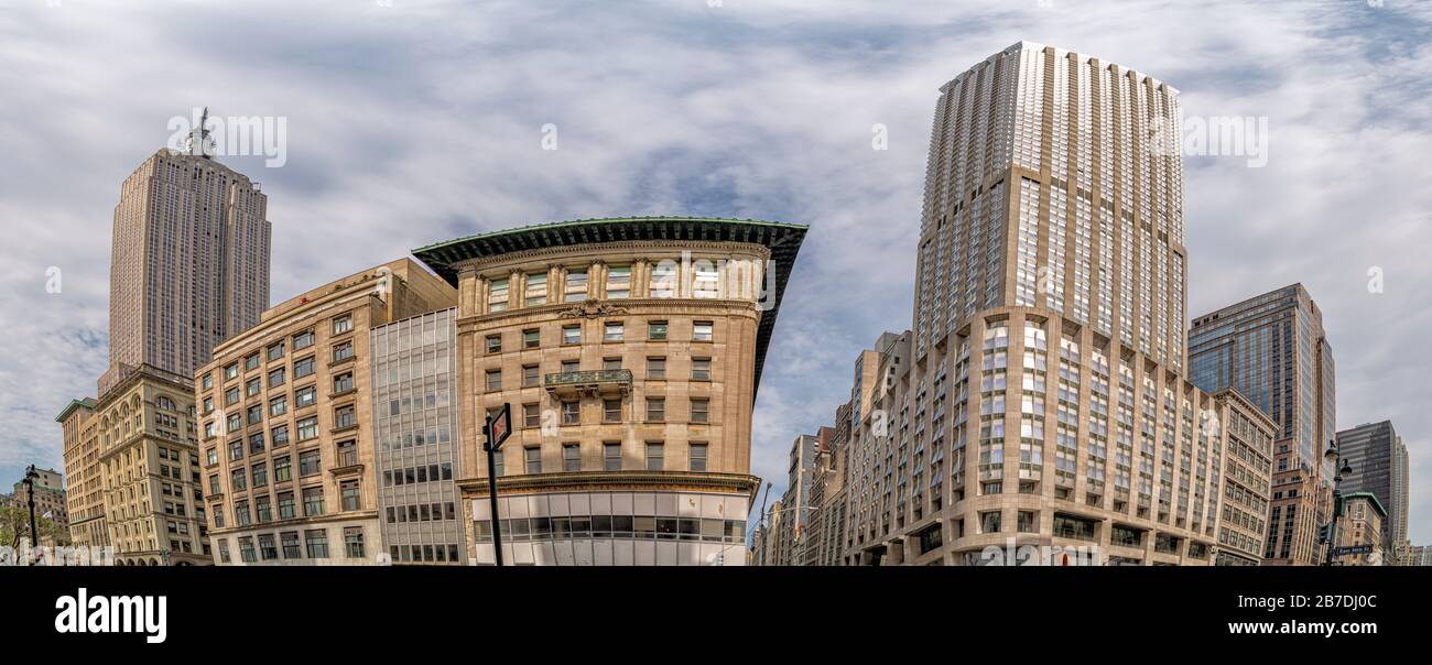 New york skyline unusual hi-res stock photography and images - Alamy