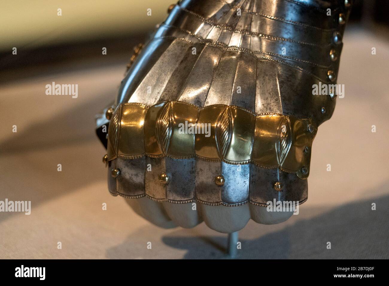 Medieval armor iron glove detail close up Stock Photo - Alamy