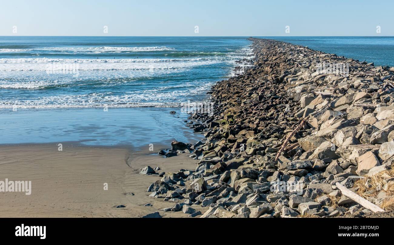 A view of the rock jetty at Westport, Washington Stock Photo - Alamy