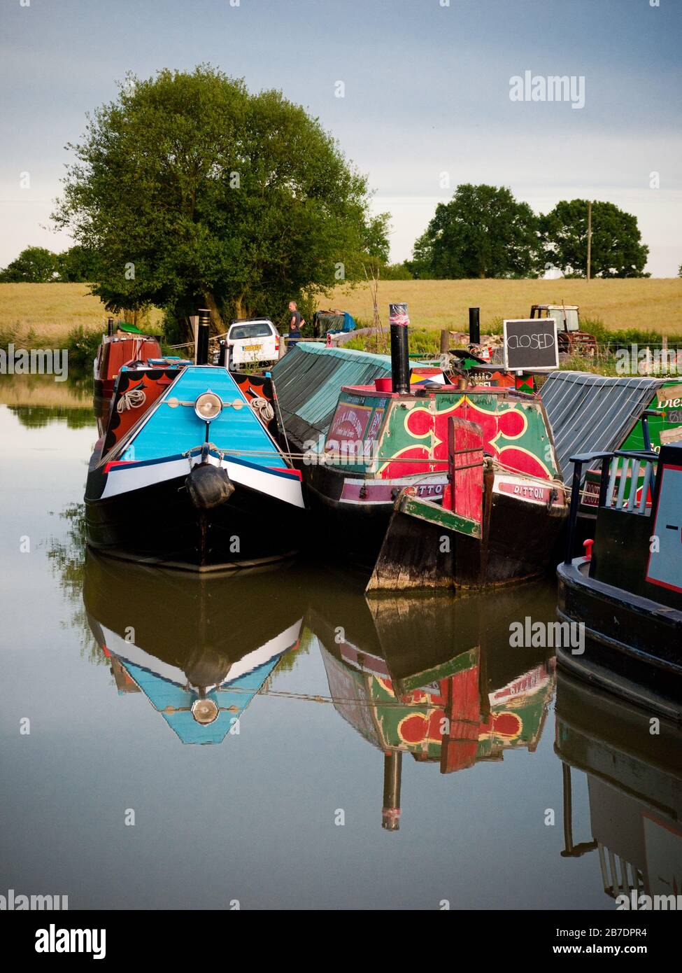 Old working narrowboats moored on the Oxford Canal (South), Oxfordshire ...