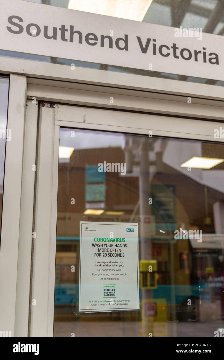 Southend victoria station hi-res stock photography and images - Alamy