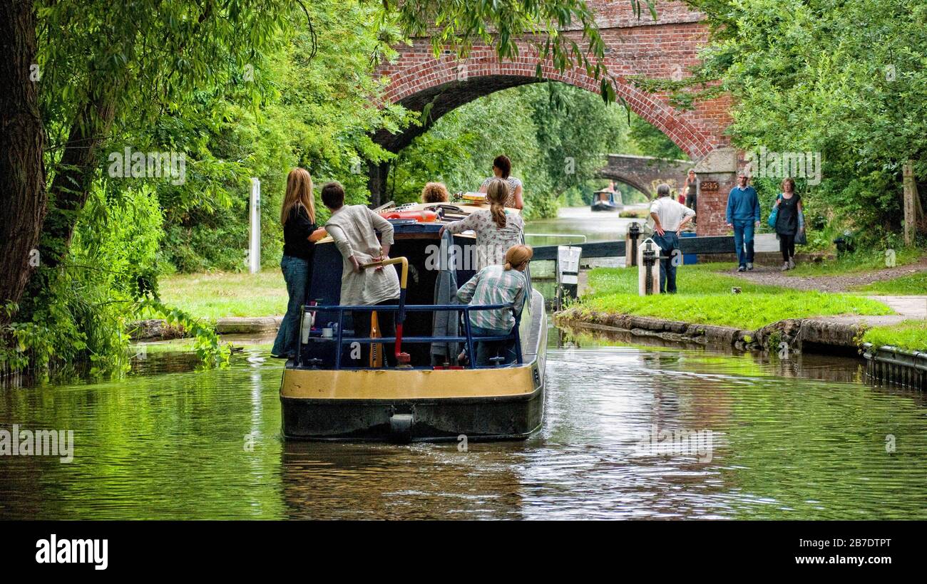 Hen Party on a narrowboat trip on the Oxford Canal, Oxfordshire, Oxford ...