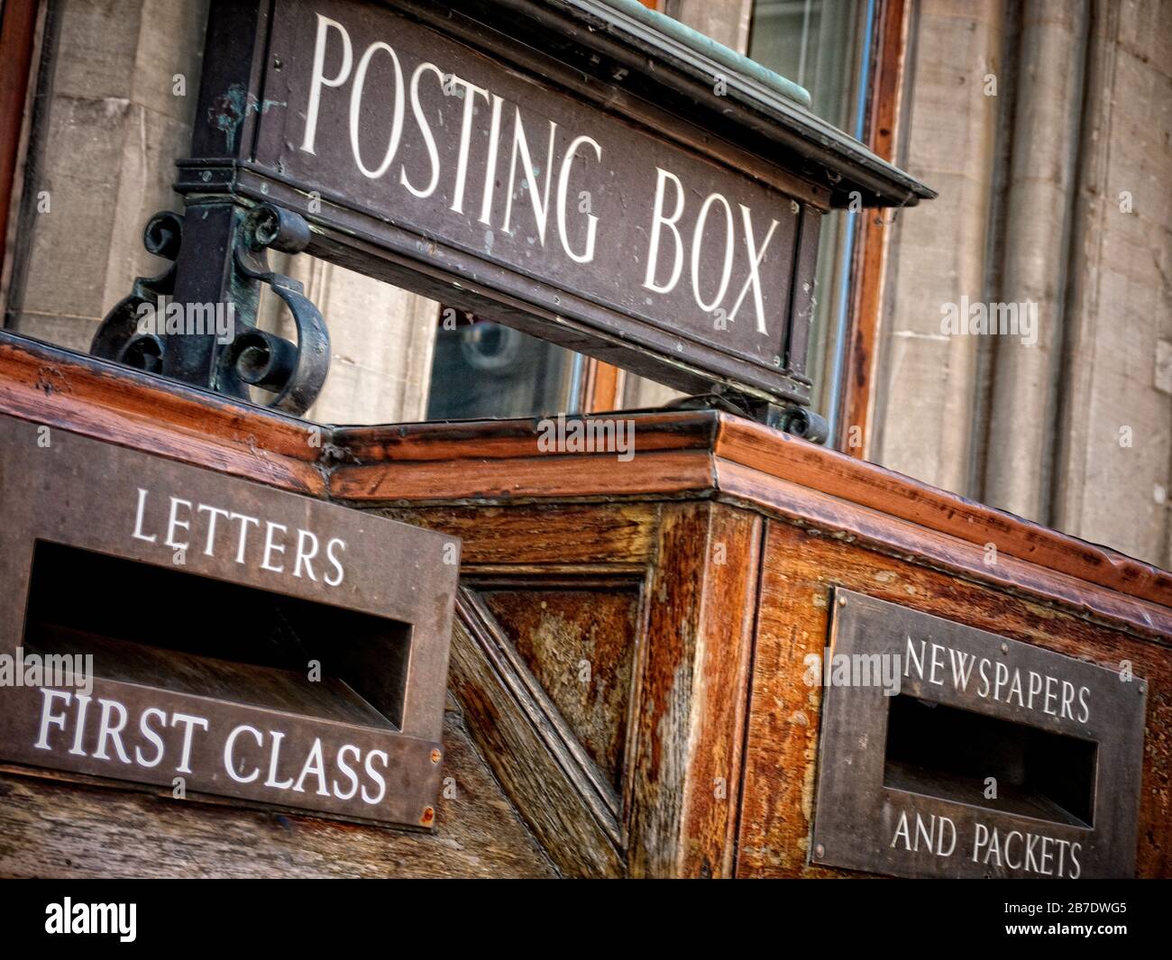 Royal mail post boxes hi-res stock photography and images - Alamy
