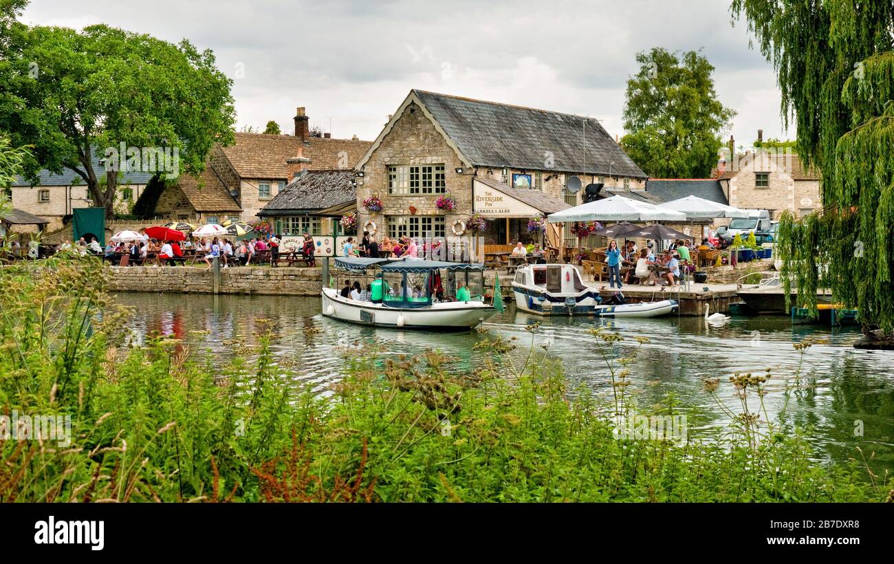 Trip Boat and The Riverside Pub on the River Thames at Lechlade in the ...