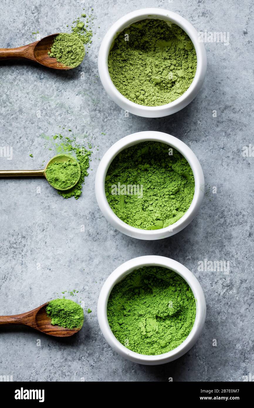 Matcha tea powder in a bowl hi-res stock photography and images - Alamy