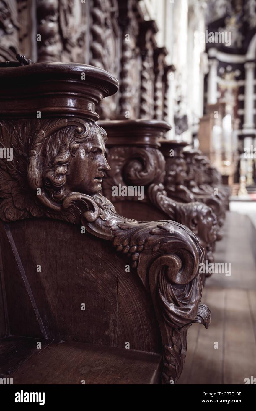Choir stall decoration hi-res stock photography and images - Alamy