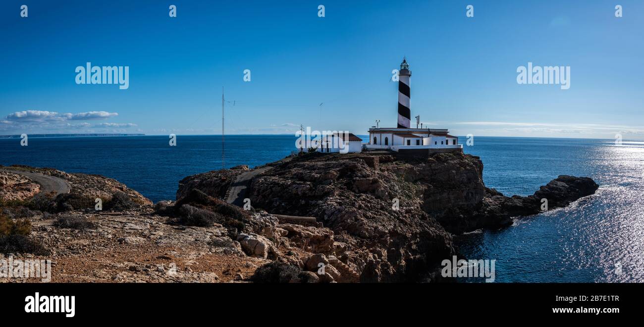 the wonderful lighthouse at the coastline, guiding the boats and ships ...