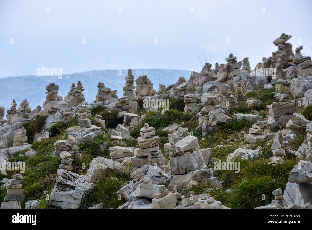 Rock piles hi-res stock photography and images - Alamy