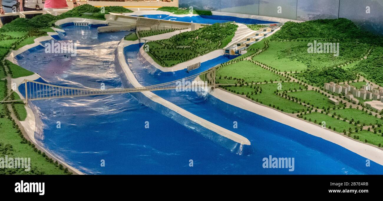 Model of 3 Gorges Dam, Yangtze River Stock Photo - Alamy