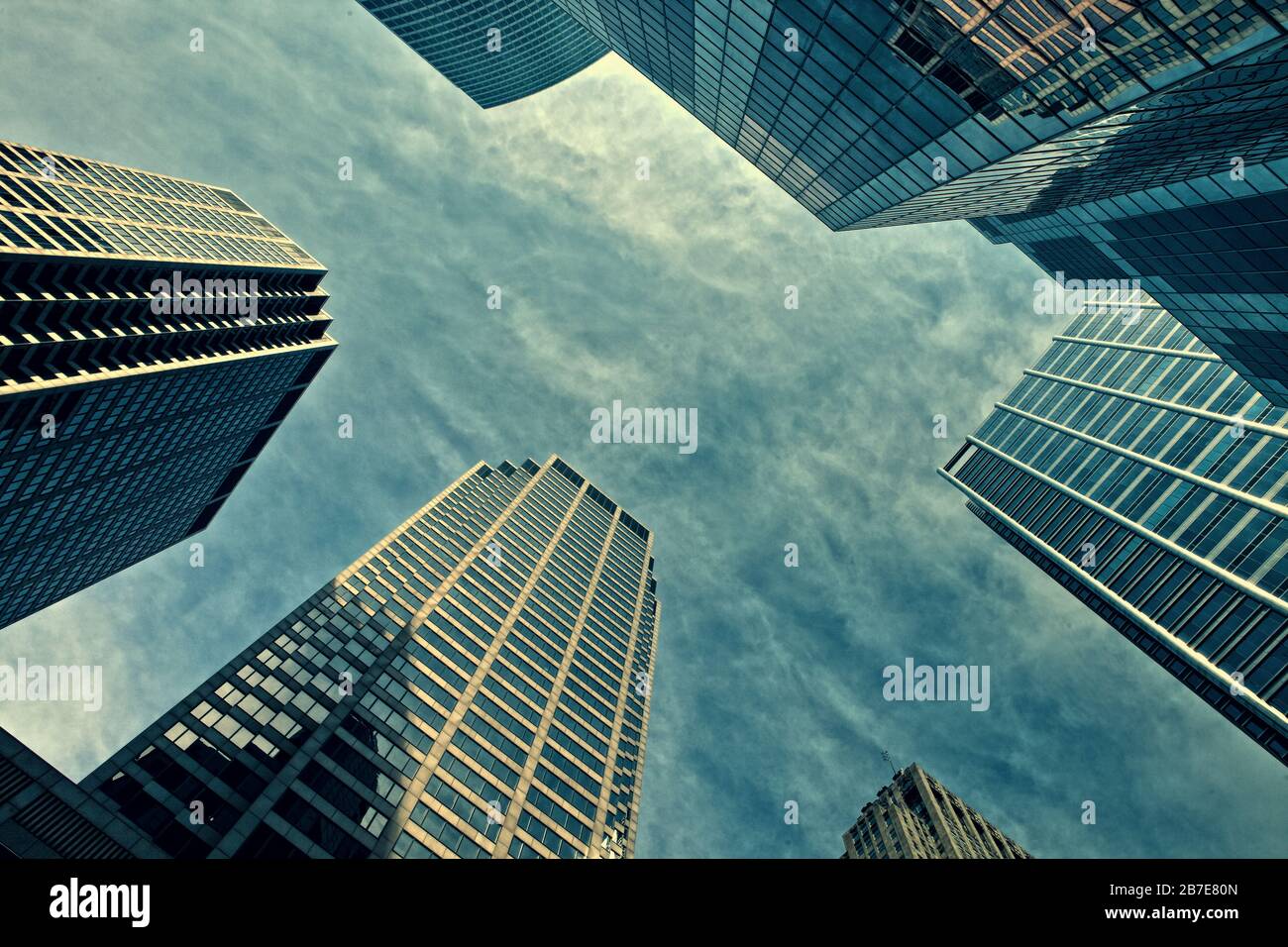 Tall building pictures hi-res stock photography and images - Alamy