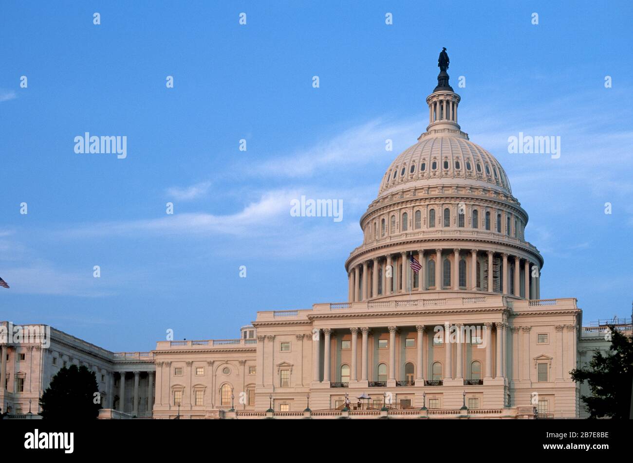 Us capitol columns detail hi-res stock photography and images - Alamy