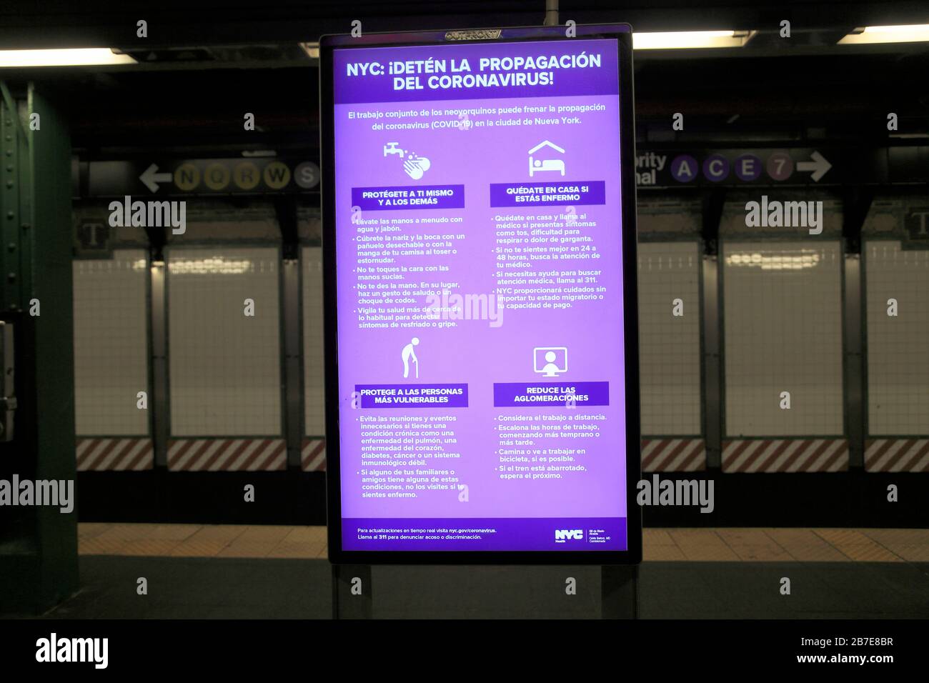 Sign subway warning hi-res stock photography and images - Alamy