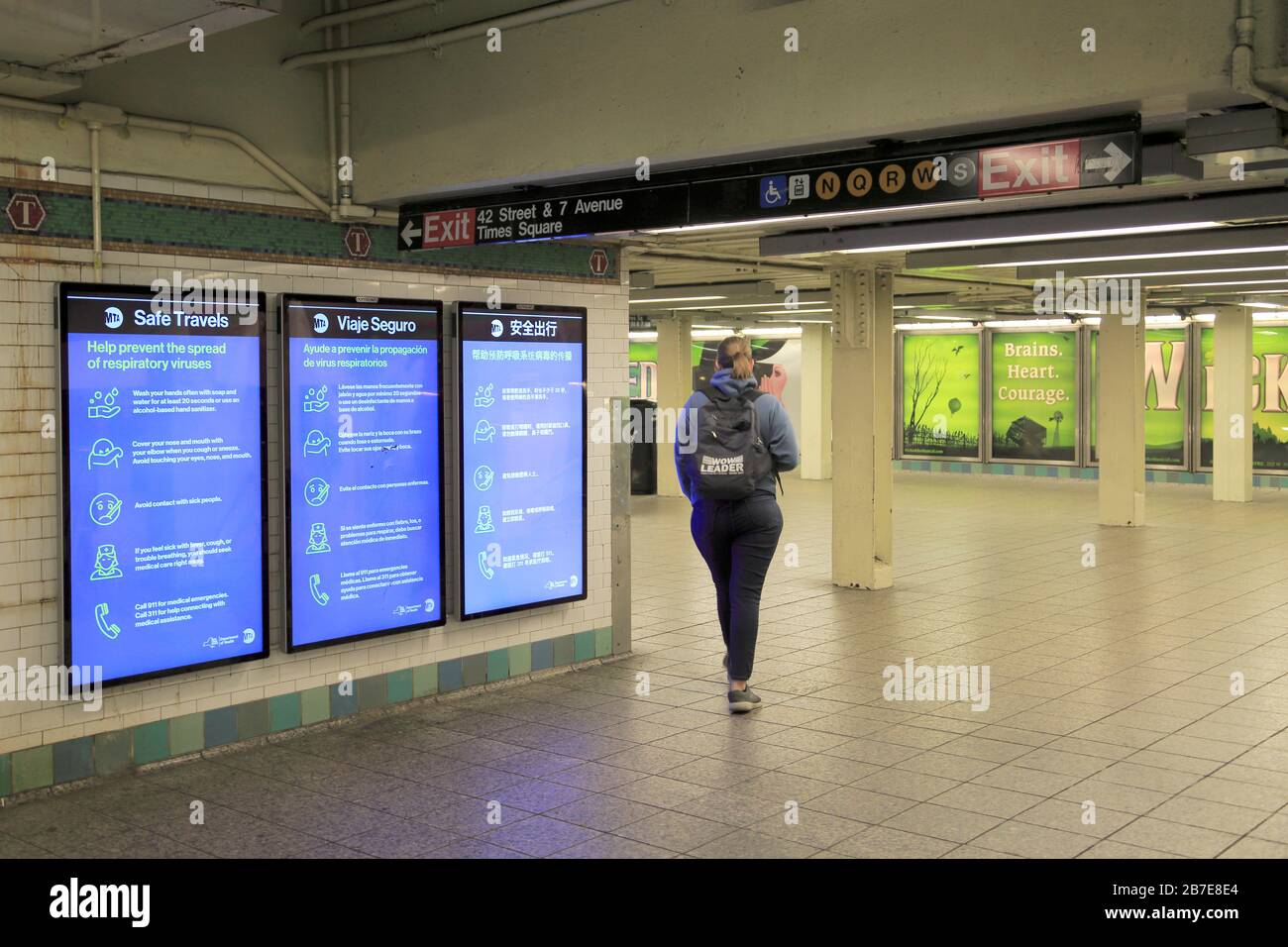 Times square subway station hi-res stock photography and images - Alamy