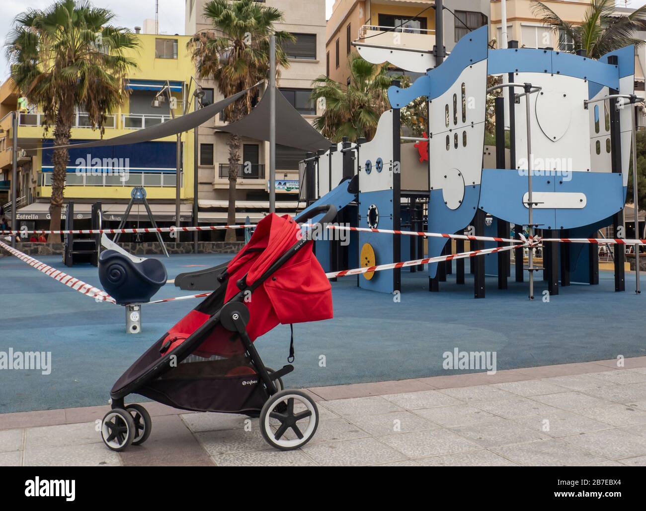 Empty Pram High Resolution Stock Photography and Images - Alamy