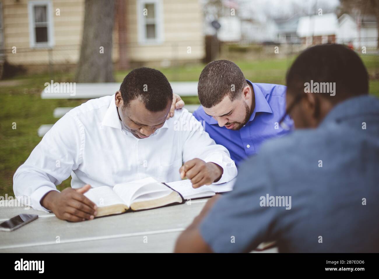 Bible group hi-res stock photography and images - Alamy