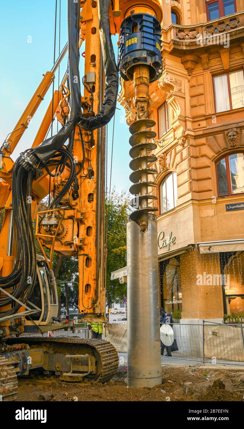 Hydraulic drilling machine hi-res stock photography and images - Alamy