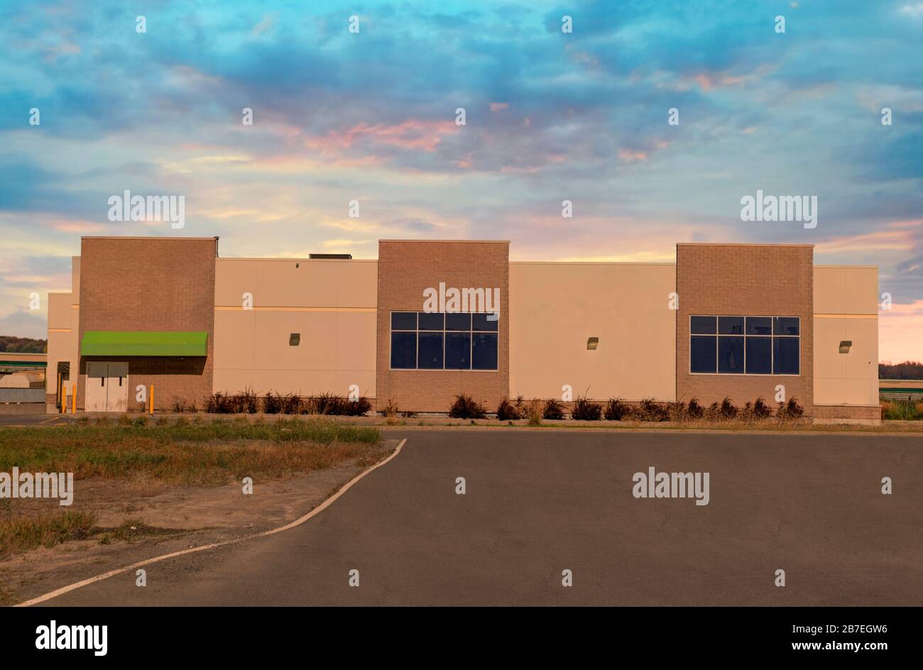 Unoccupied location hi-res stock photography and images - Alamy