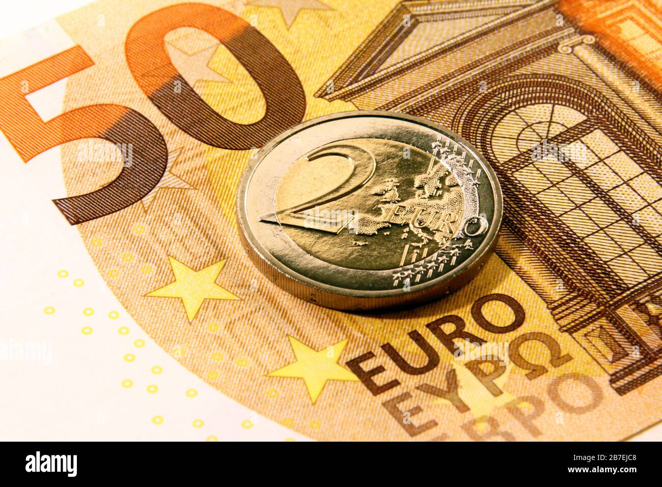 Euro currency banknote and coins, European Union Stock Photo - Alamy