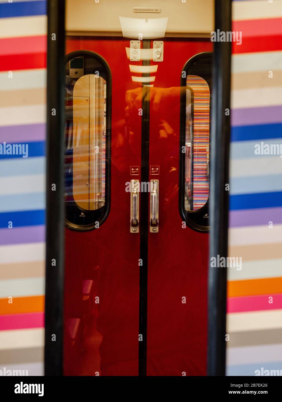 peering through the doors Stock Photo - Alamy