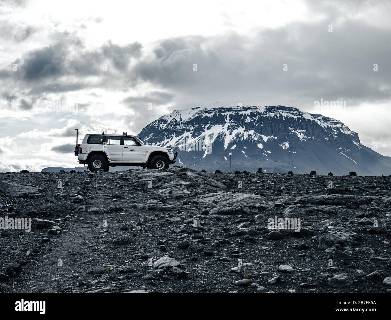 Front wheel off ground hi-res stock photography and images - Alamy