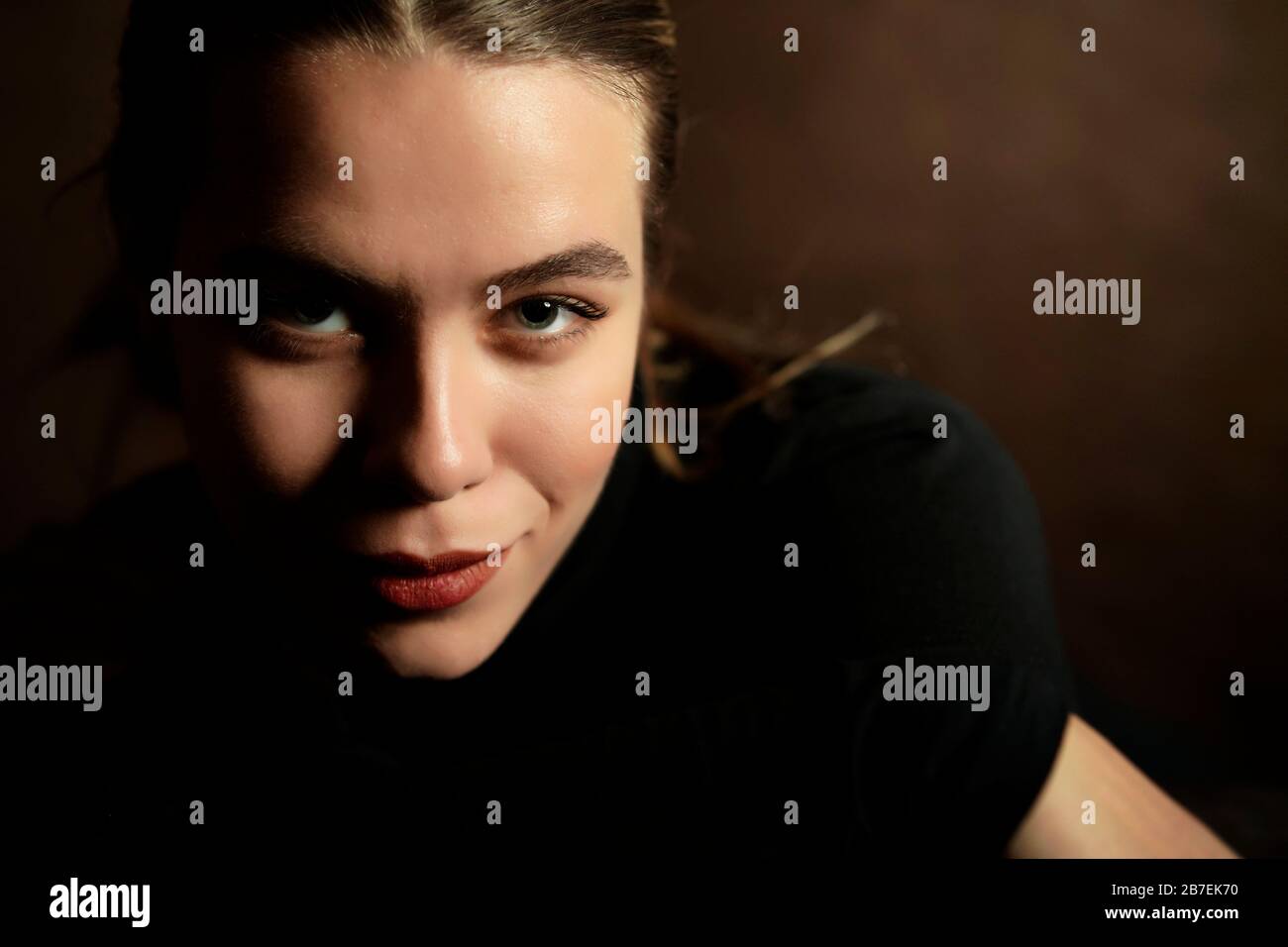 Female model portrait headshot hi-res stock photography and images - Alamy