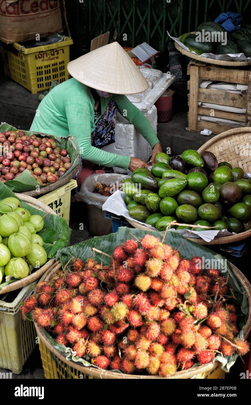 Conical fruits hi-res stock photography and images - Alamy