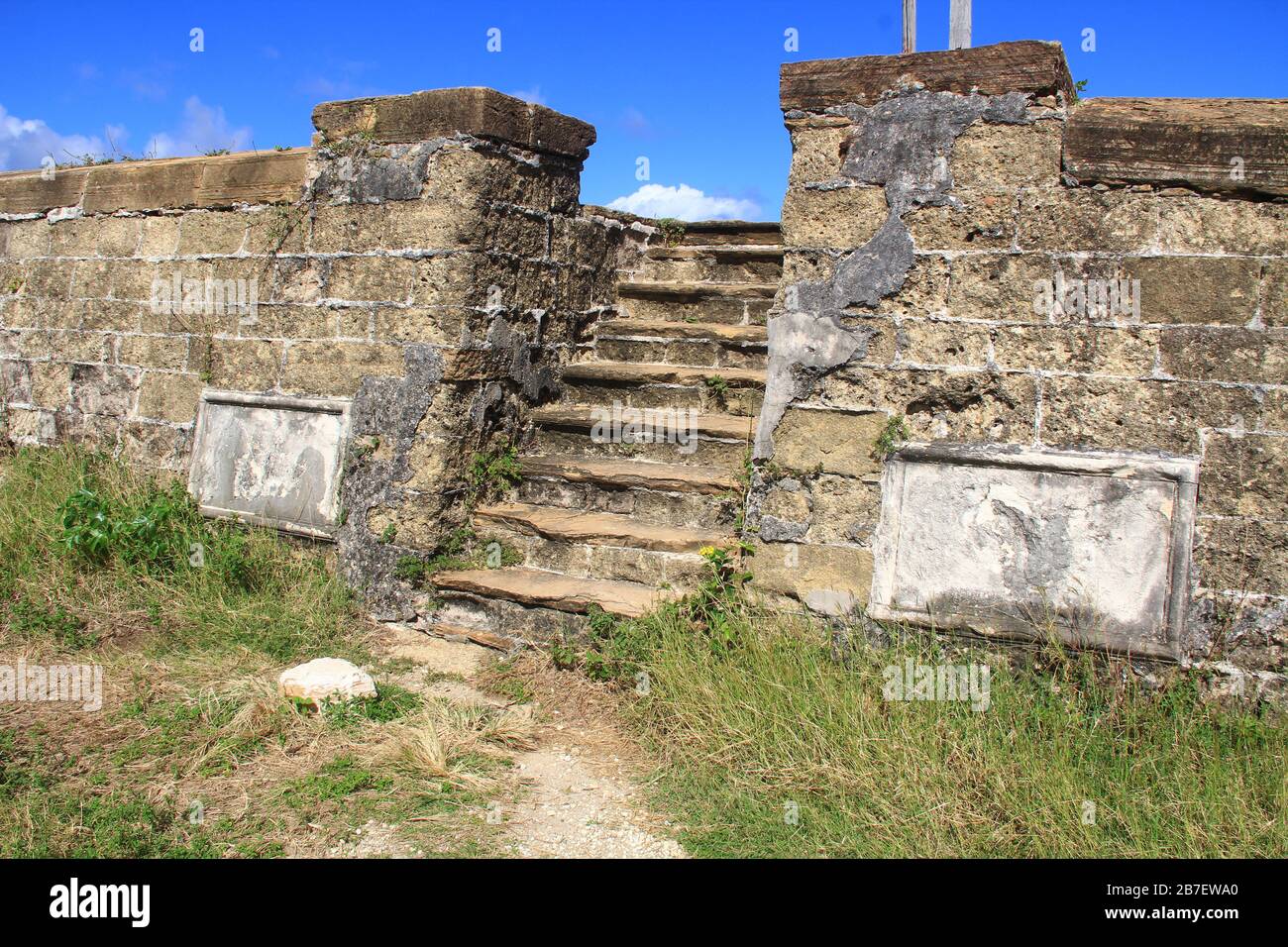 Fort barrington antigua hi-res stock photography and images - Alamy